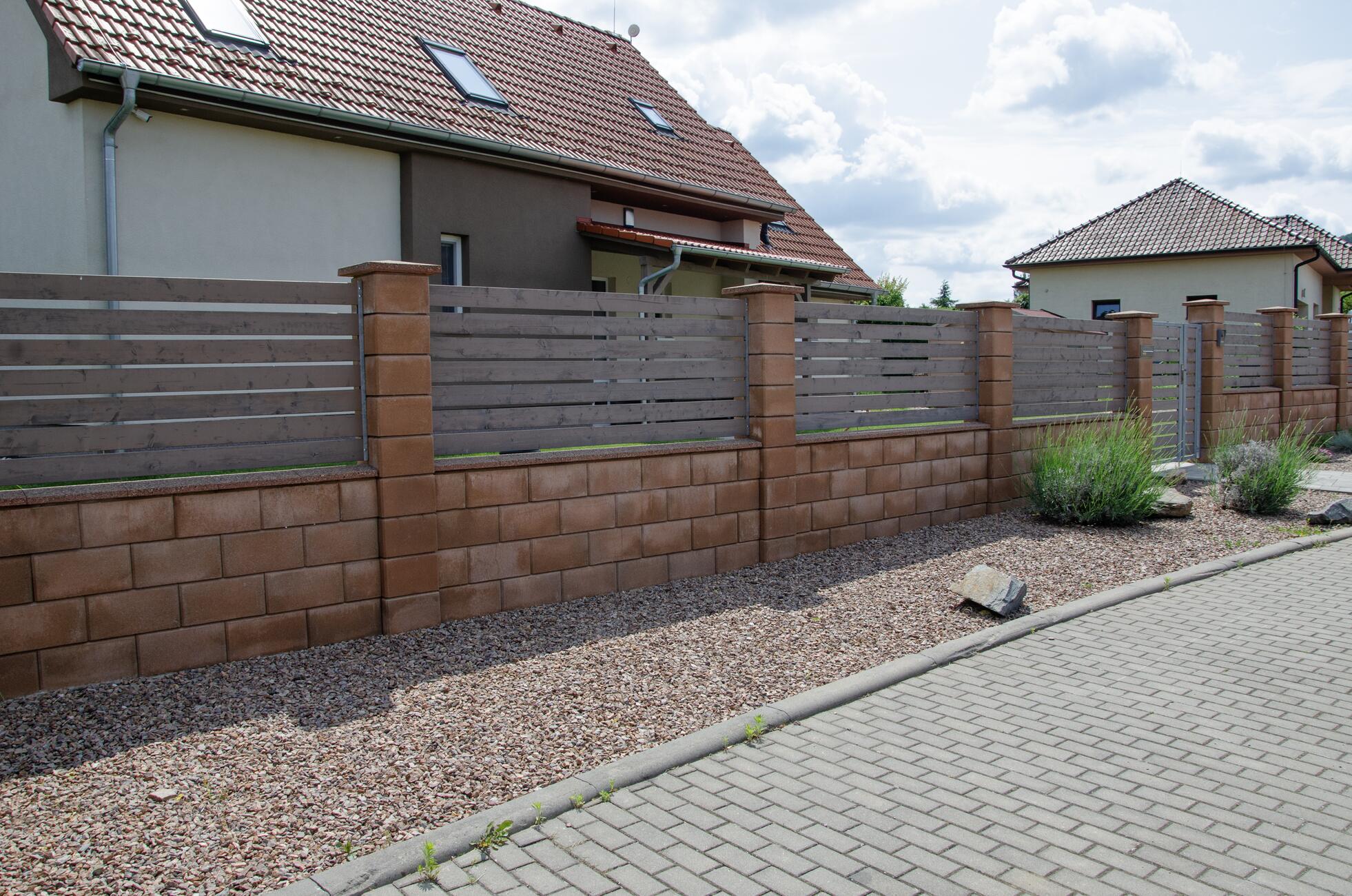 Moderní řešení betonových plotů a zídek | Beton E-shop