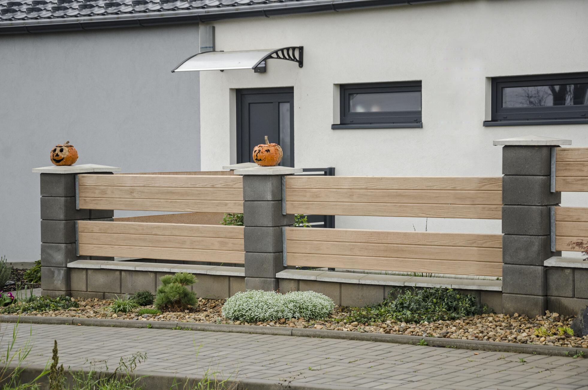 Betonová plotová tvárnice GARDELOT® sloupová 30x30 | Beton E-shop